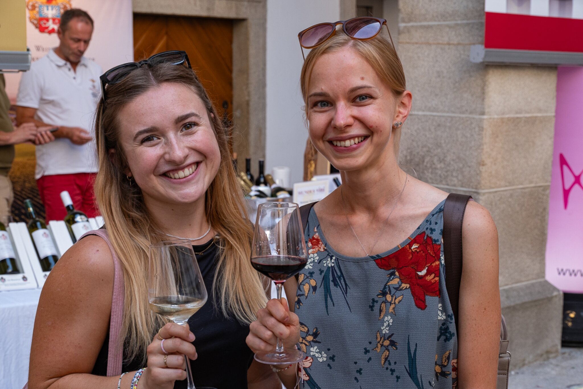 Bildergalerie: Das war "Wein & Kunst" in der Linzer Altstadt - Linz