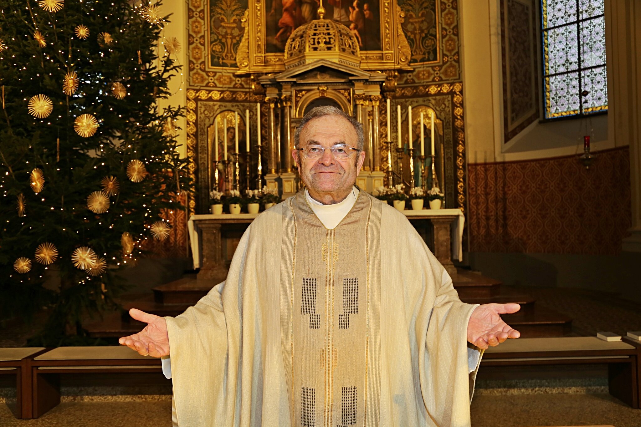 Trauer um Christian Öhler: Bad Ischler Pfarrer nach Abstieg von Traunstein verstorben ...