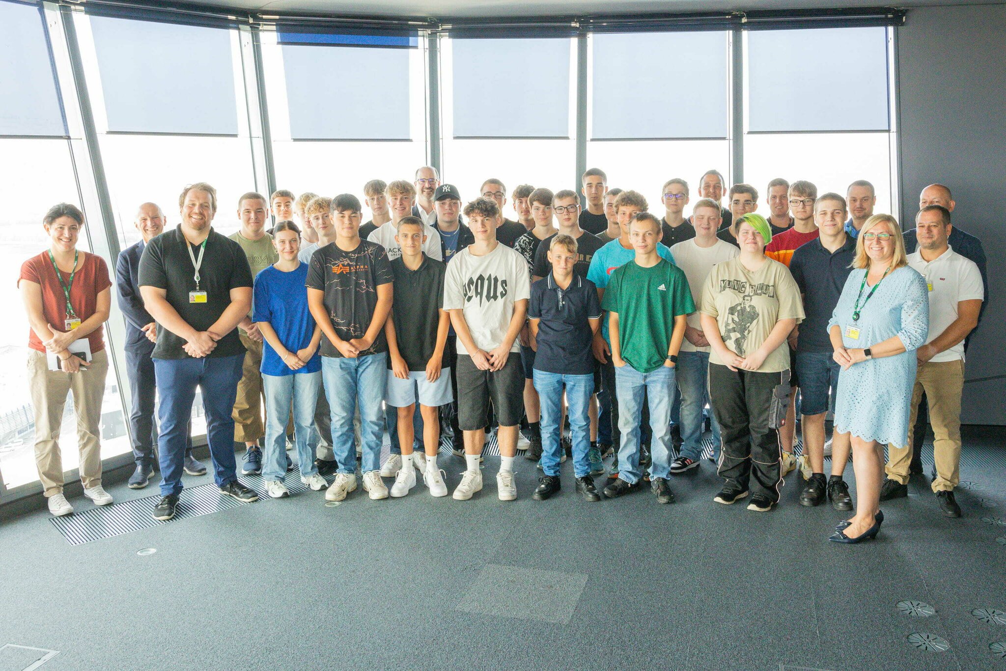 Ausbildung: 27 neue Lehrlinge starten am Flughafen Wien-Schwechat ...