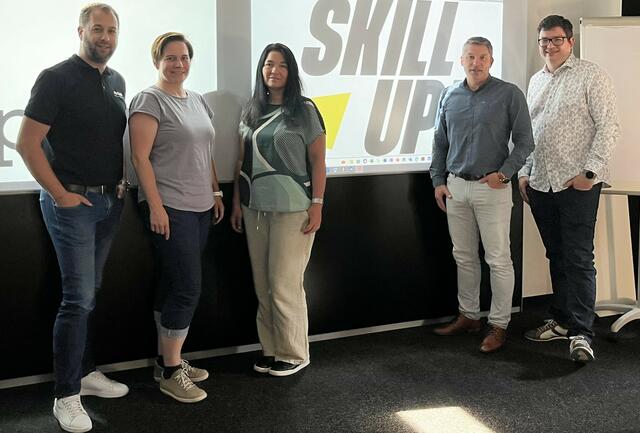 39 Aussteller, drei Tage, ein Ziel: karriere clubbing im Mostviertel ...