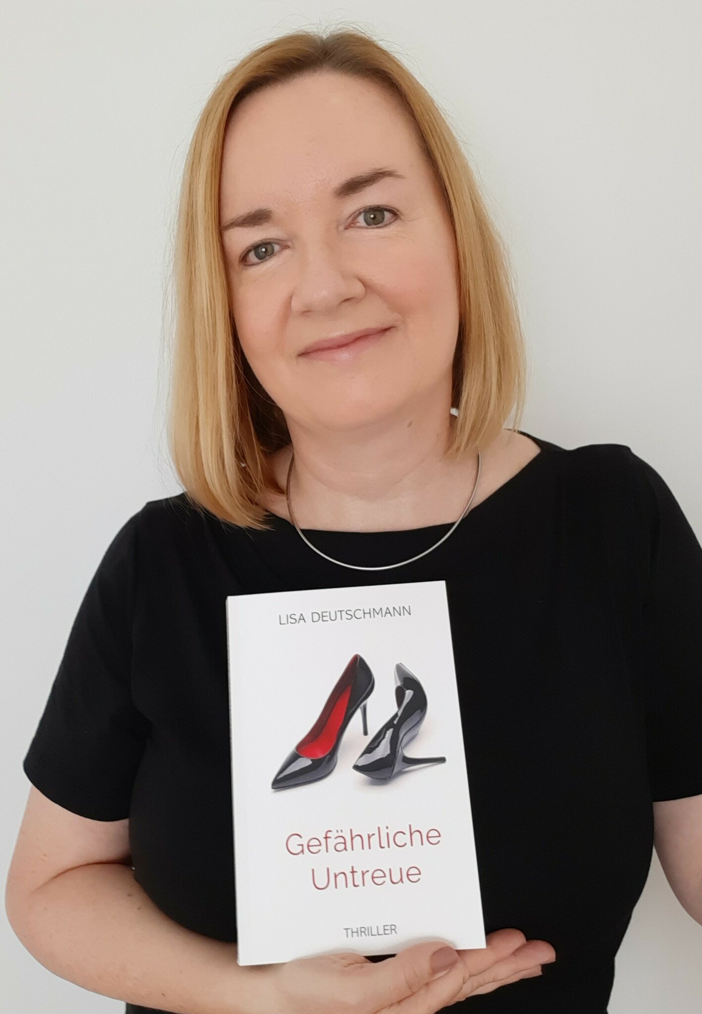 Buchtipp der Woche: Thriller "Gefährliche Untreue" von Lisa Deutschmann ...