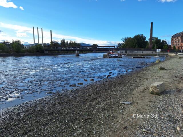 Grazer Murufer wegen Hochwasser gesperrt! - Graz
