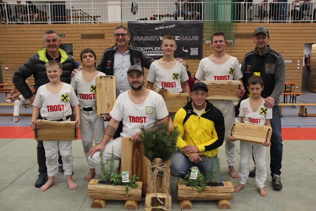 SU Matrei: Osttiroler Ranggler bewiesen ihr Können in Inzell - Osttirol