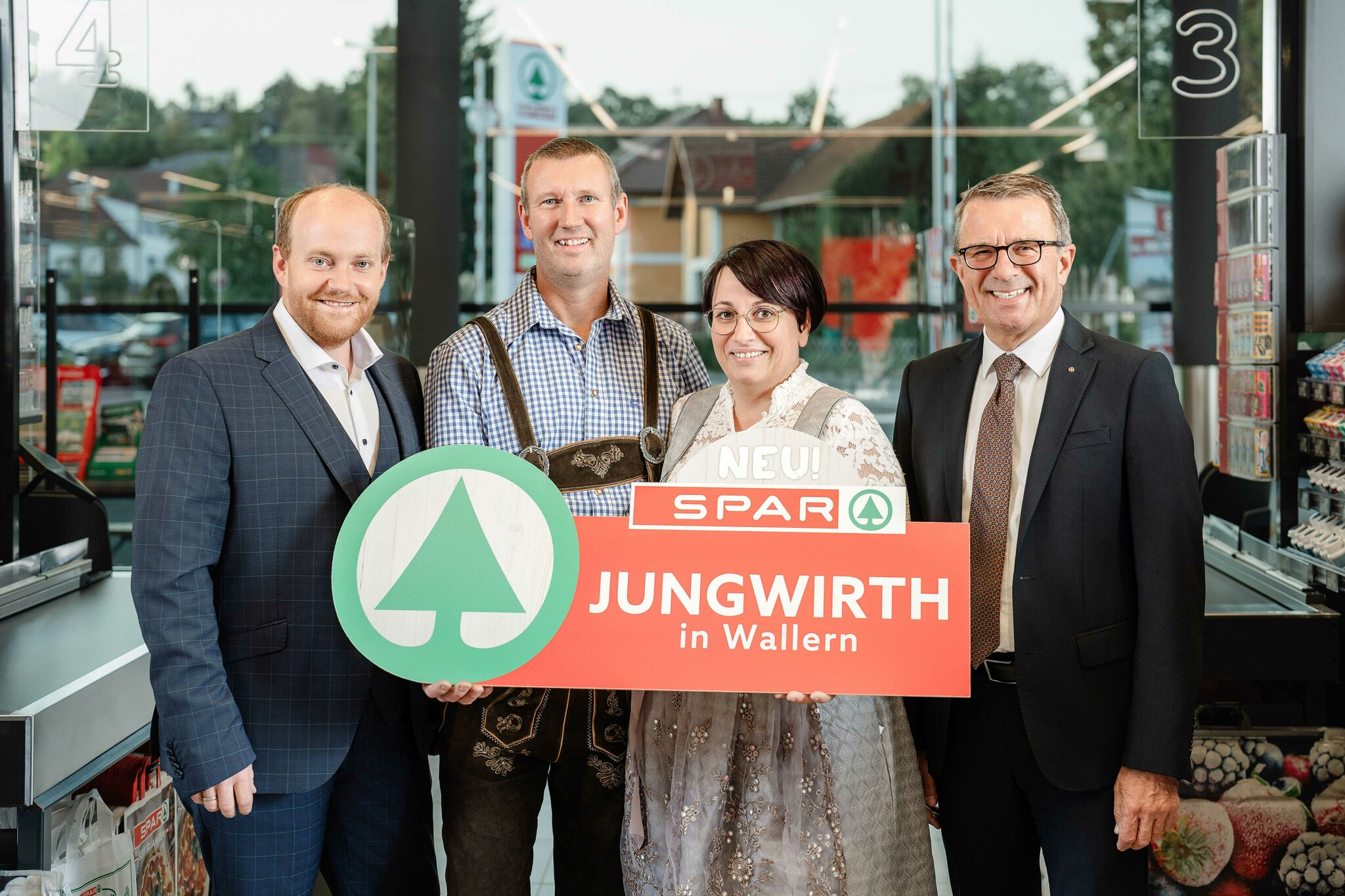 Nach Riesen-Umbau: Wallerner Spar jetzt größer und ganz modern ...