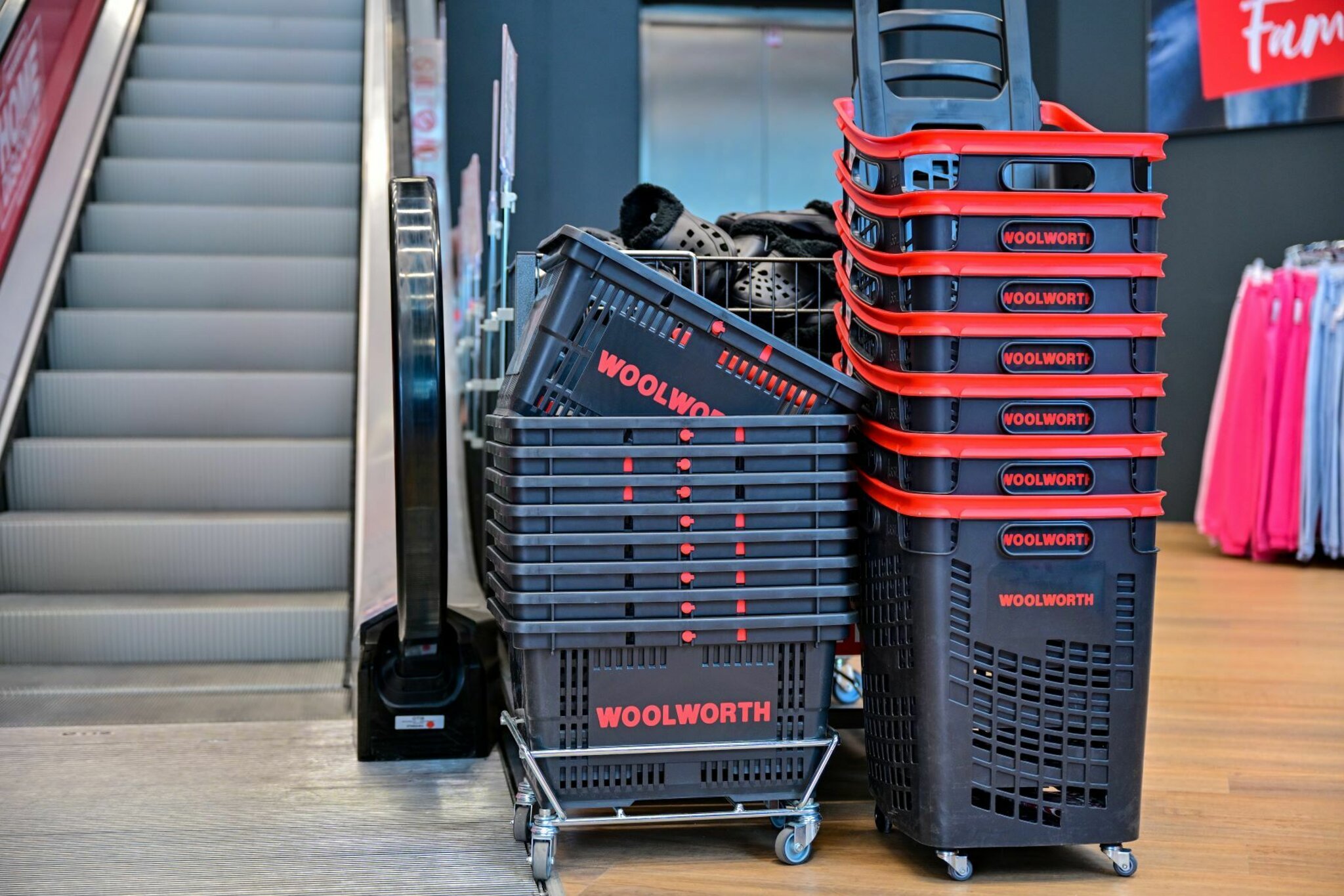 Zwölf neue Arbeitsplätze: Woolworth eröffnet Filiale in Braunau - Braunau