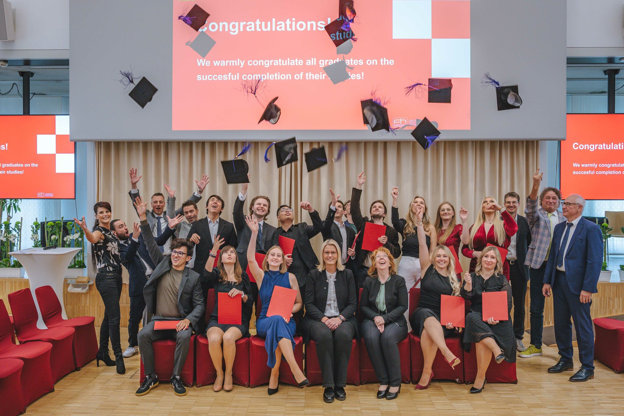 FH OÖ Campus Steyr: 225 Studierende feierten Studienabschluss - Steyr ...