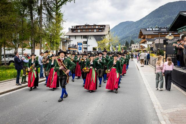 "Wir siegen oder sterben": Wieso der Rainer Marsch immer noch so ...