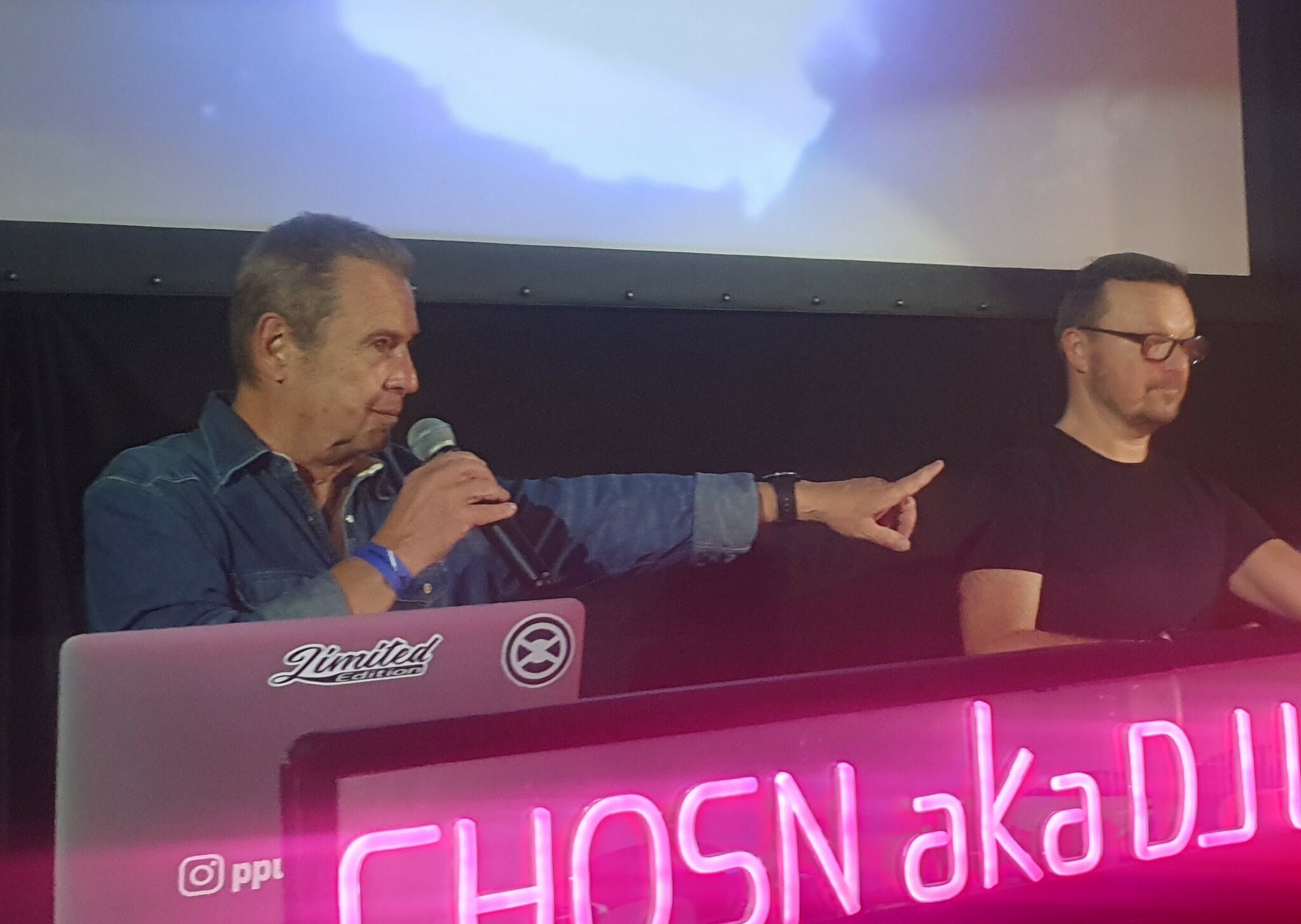 Vorwärts in die Vergangenheit!: Spotlight-Retro Party mit Udo Huber in ...