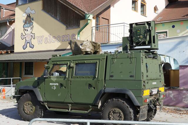 Militärpolizei Österreich: Ein Ordnungseinsatzkurs in Köstendorf - Flachgau