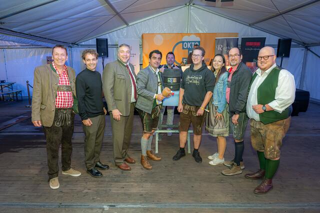 Feierlaune: "O´zapft is" hieß es beim zweiten Korneuburger Oktoberfest ...