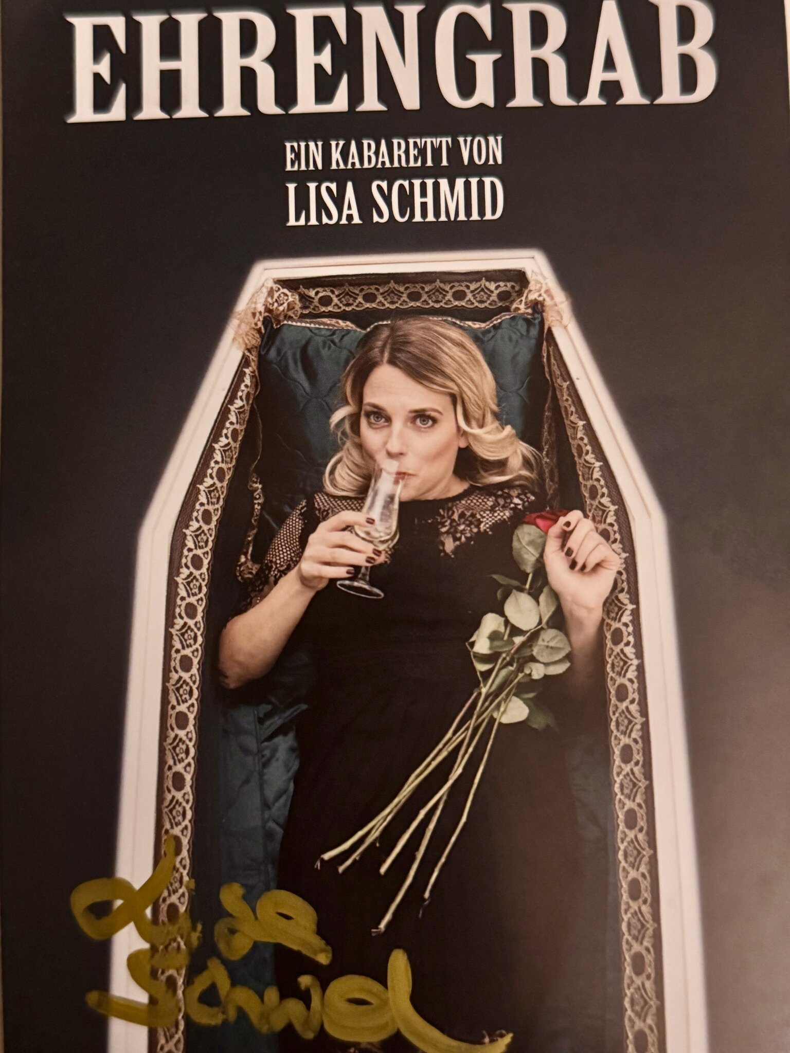 Lisa Schmid - Kabarett Ehrengrab 18.10.24: Zentralfriedhof - Simmering