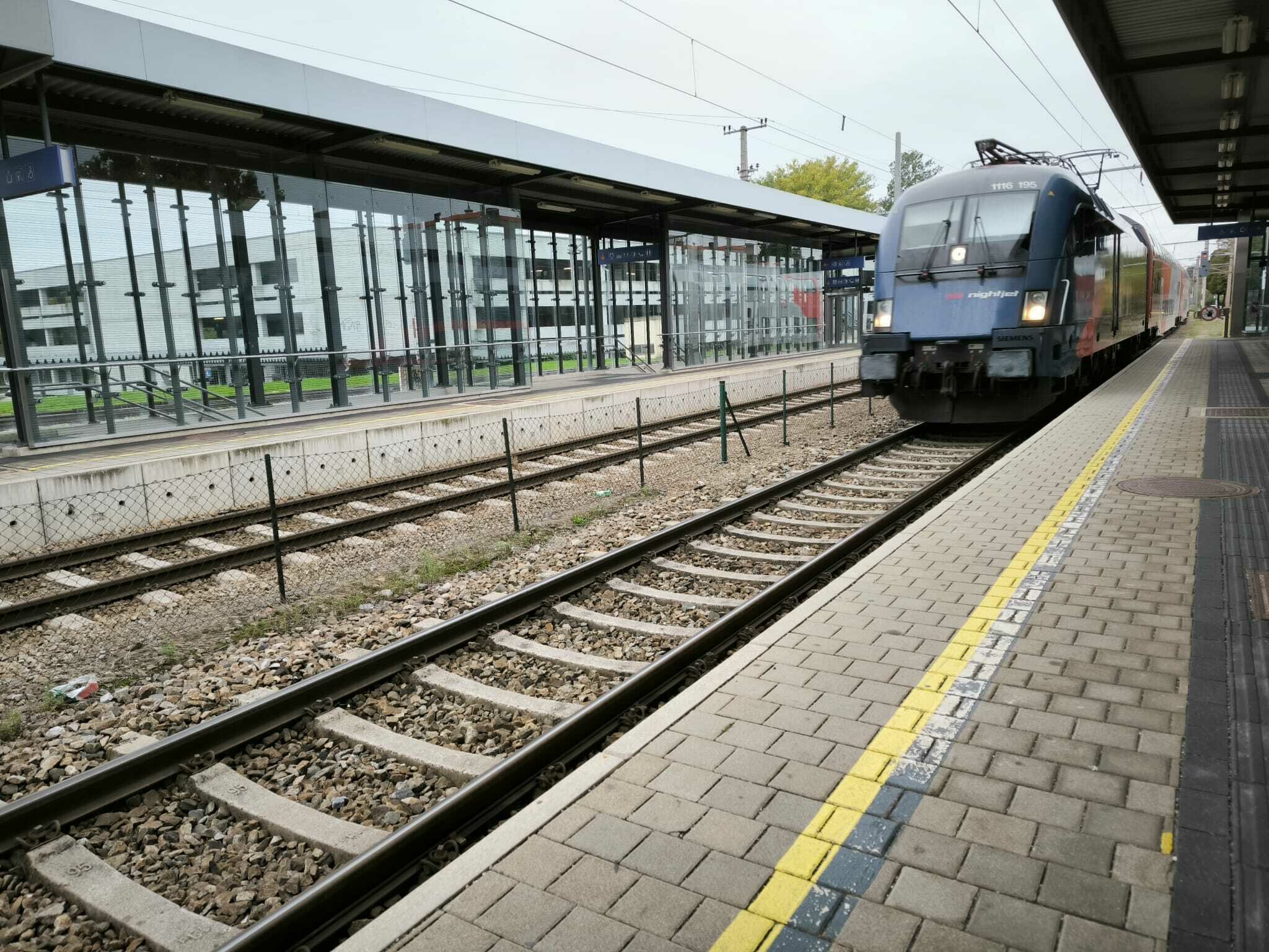 Weststrecke graduell geöffnet: Weitere Entlastung im Zugverkehr ab November - Wien