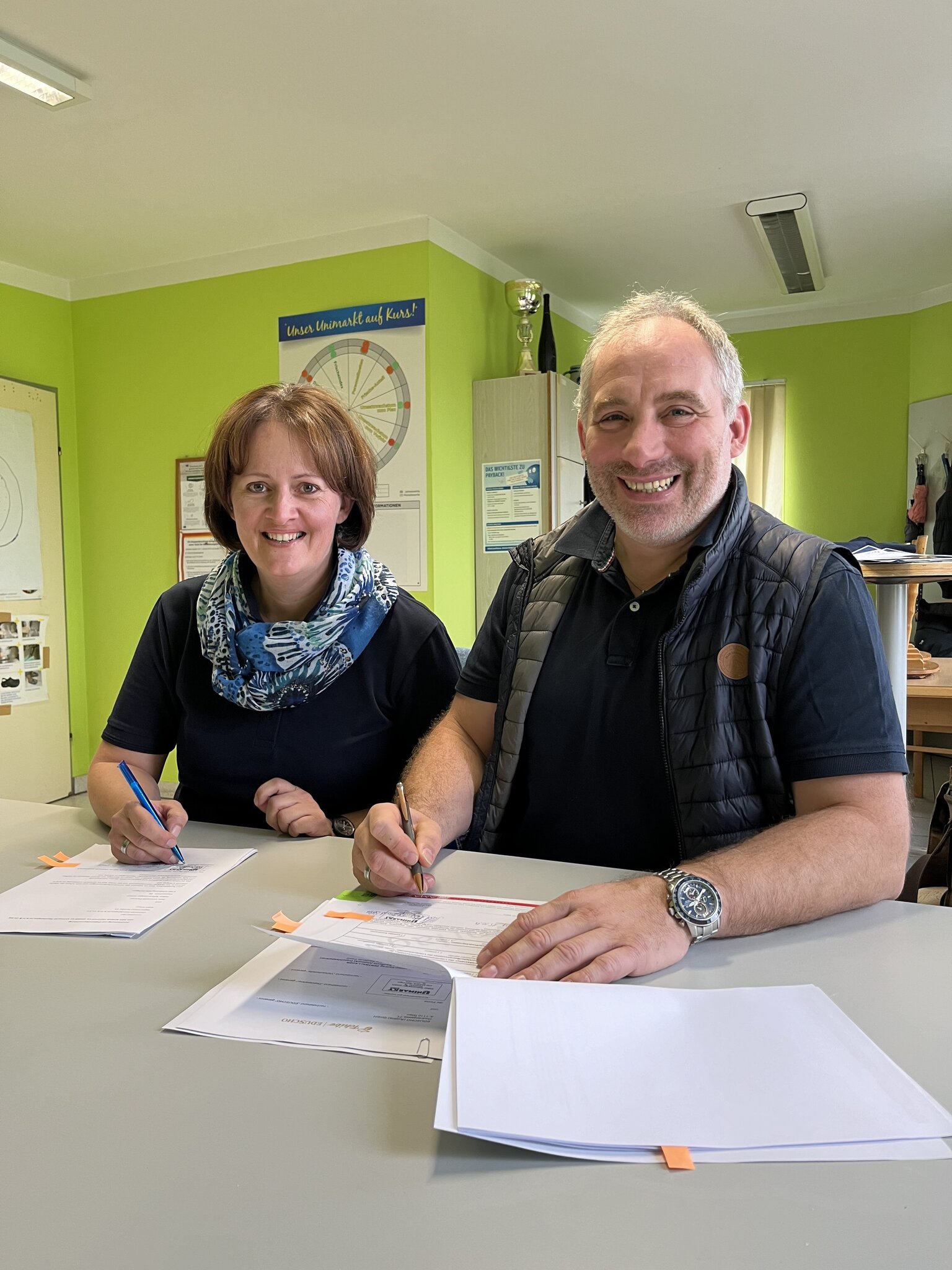 Nahversorger: Familie Selker übernimmt Schärdinger Unimarkt - Schärding