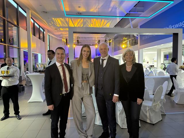 Firmenjubiläum: Autohaus Kamper feierte ein halbes Jahrhundert ...