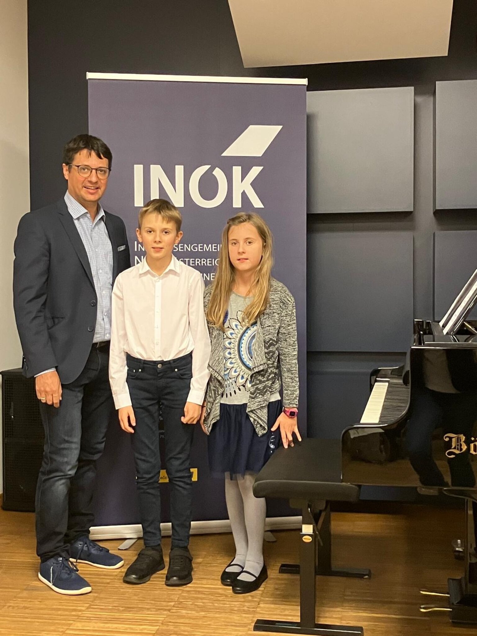 Nachwuchs-Pianisten: Julia und David Weikertschläger holen ersten Preis ...