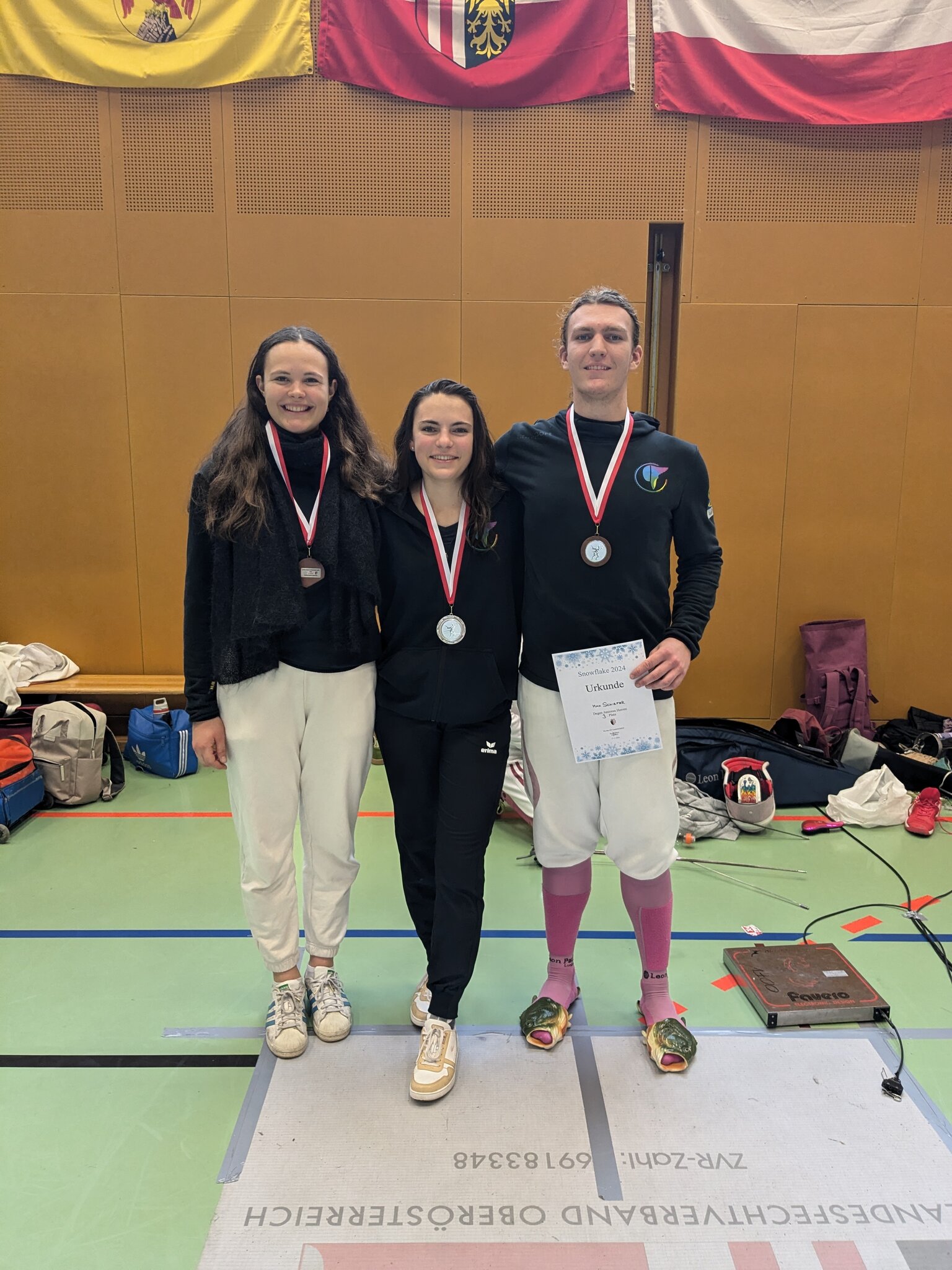 Fechten Turnier Linz: Medaillen in allen Farben beim Snowflake - Tennengau