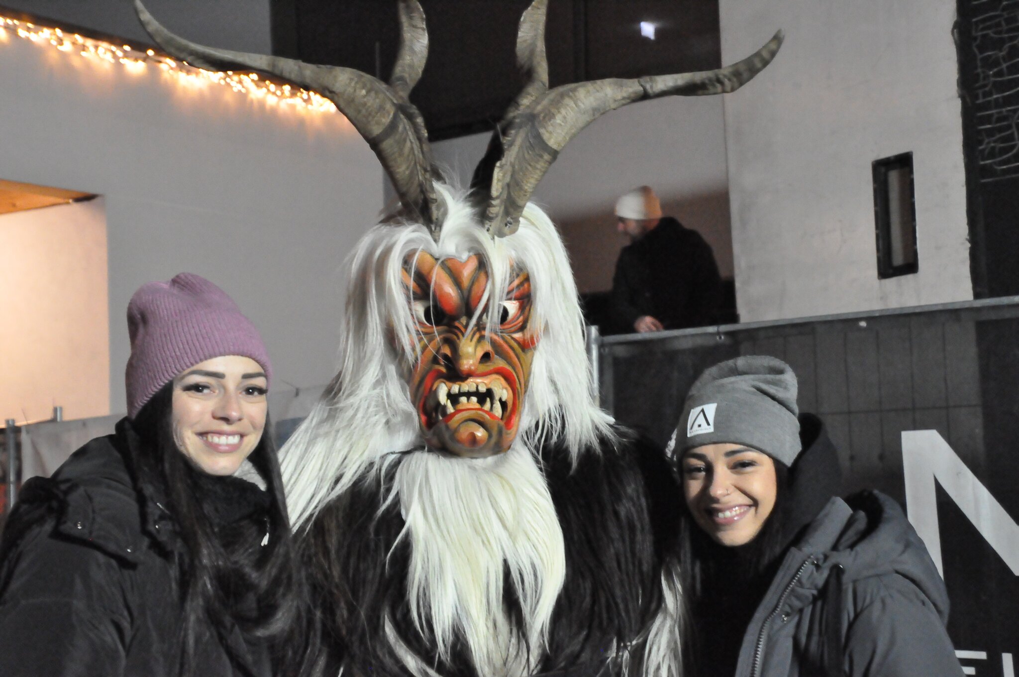 Krampusse präsentierten sich in Haiming: Krampuslauf in Haiming - Imst