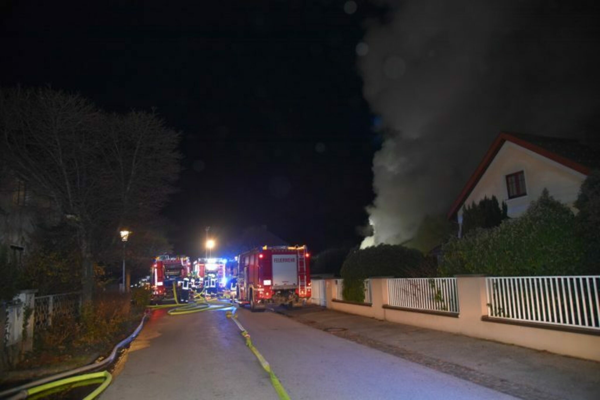 Wohnhausbrand Bezirk Baden: 53-Jähriger stirbt bei Brand in Pottendorf - Niederösterreich