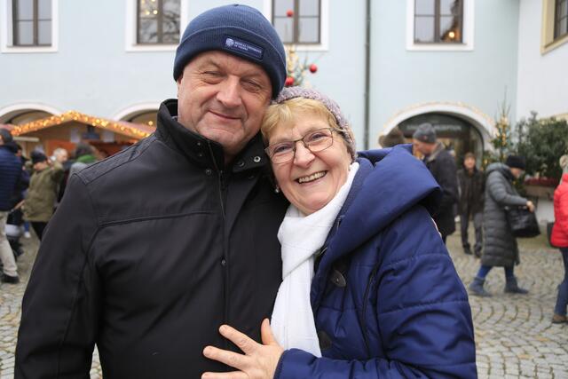 Adventzauber im Schloß Zell an der Pram: Traumhaftes Ambiente im Schloß ...