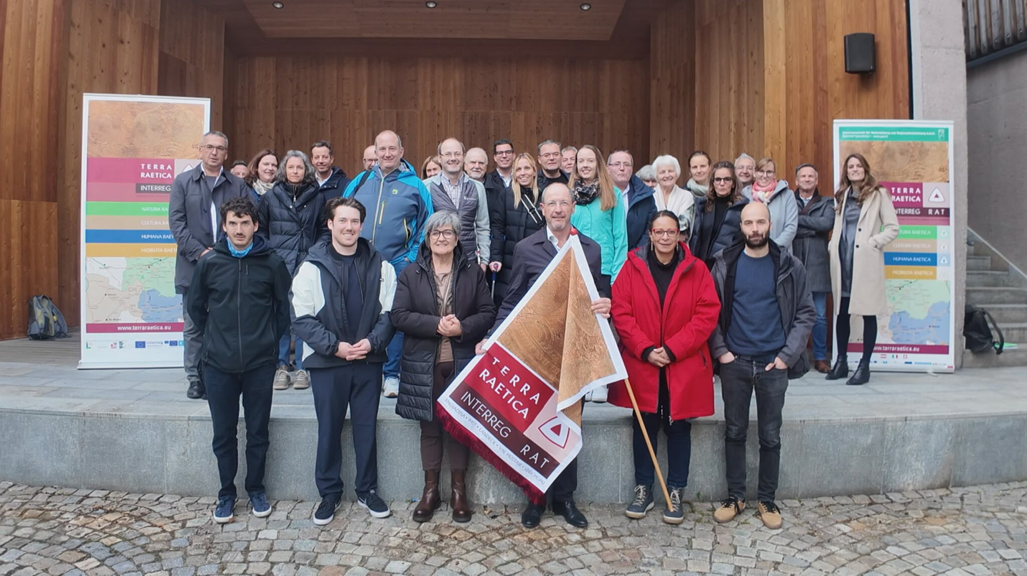 Grenzüberschreitend: Interreg-Rat Terra Raetica tagte in Taufers - Landeck