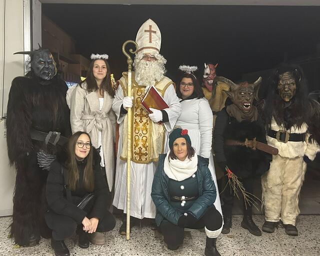 Club Pali aktiv für die Kids: Nikolaus in Palterndorf unterwegs ...