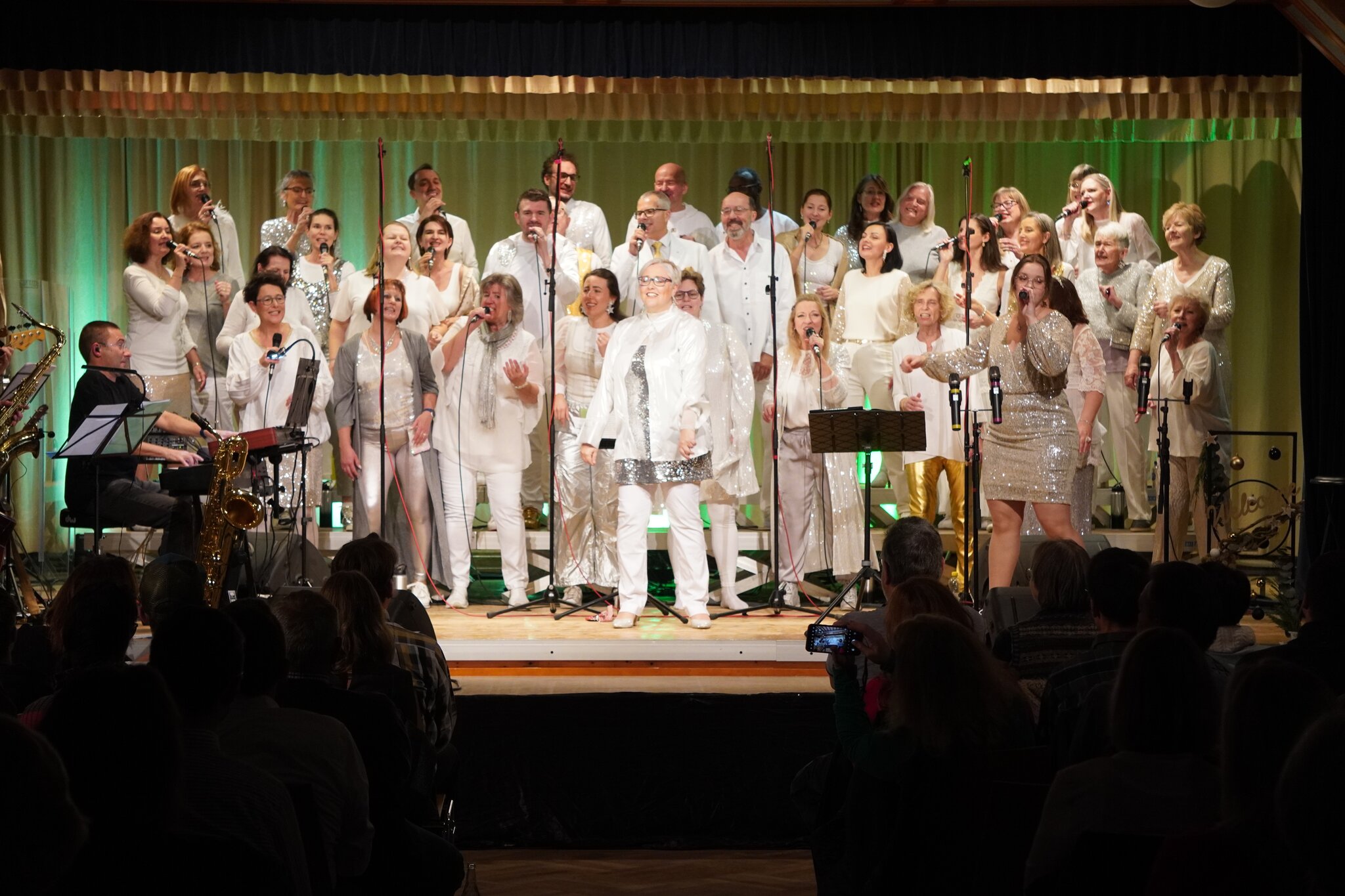 Besucherrekord: Gospelkonzert begeistert bei den LeonARTer Jahreszeiten - Melk