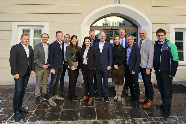 Jugend im Pinzgau: Spaß, Familie und Freiheit stehen an erster Stelle ...