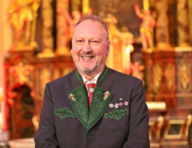AGV Kohlröserl: Helmut Schwaiger nimmt Abschied als Chorleiter ...