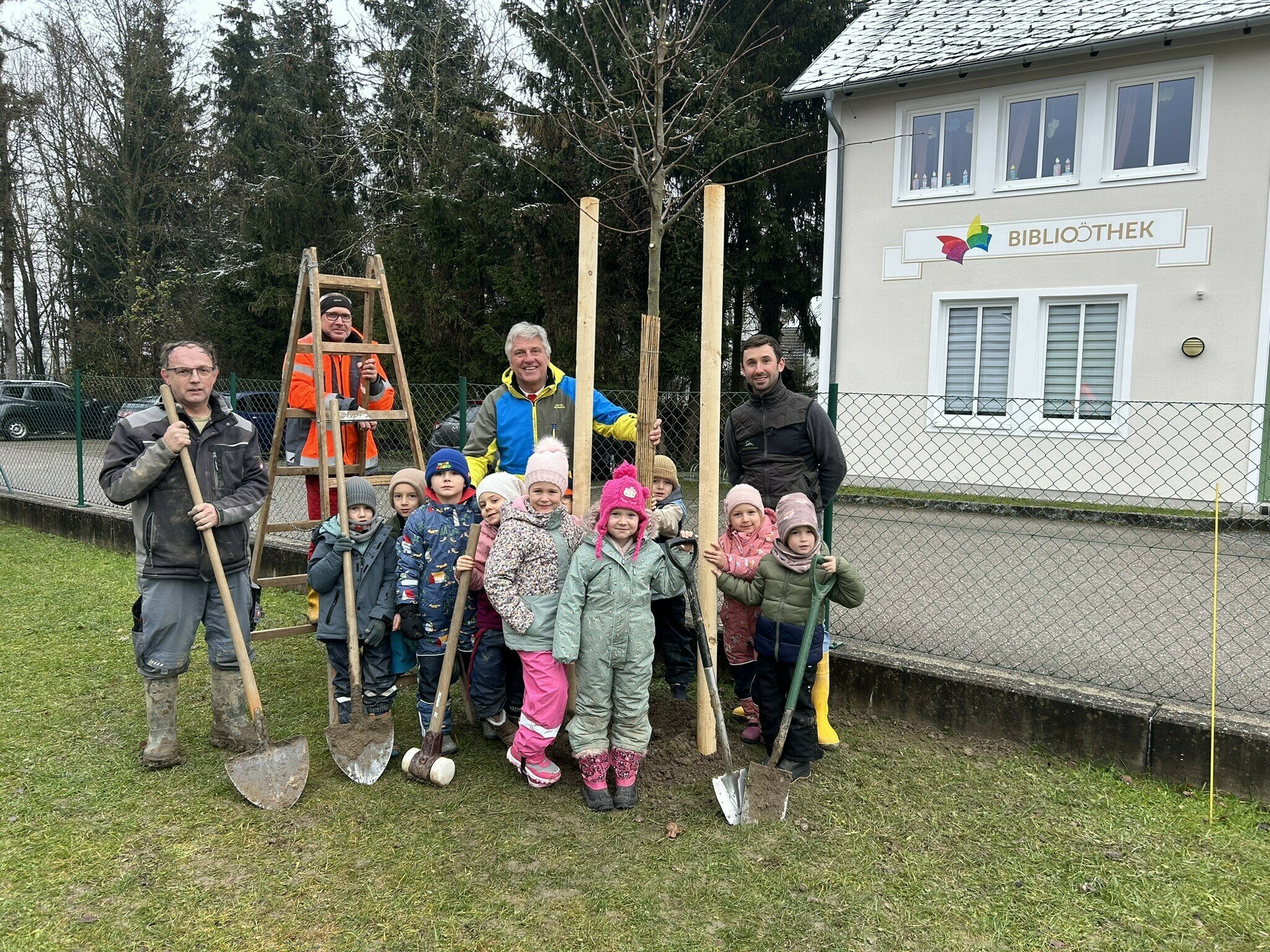Gemeinde Rottenbach: Dauerhafte Christbäume zu Weihnachten ...