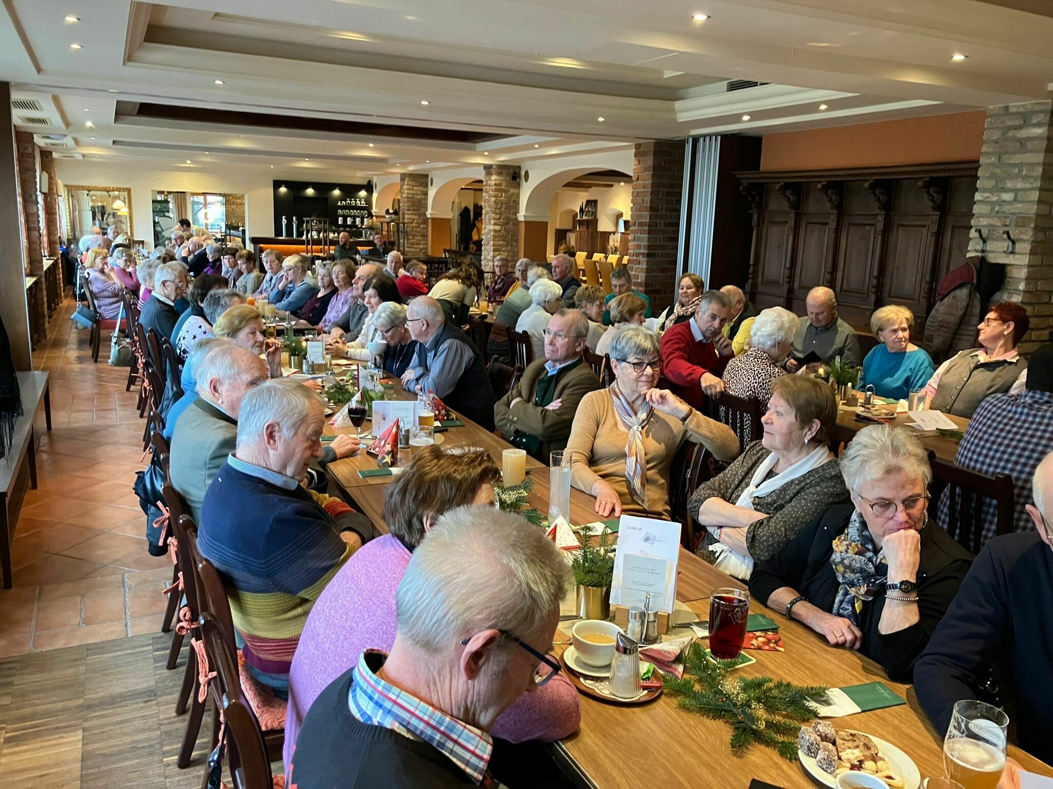 Vichtenstein: Heiteres und Besinnliches bei Senioren-Weihnachtsfeier ...