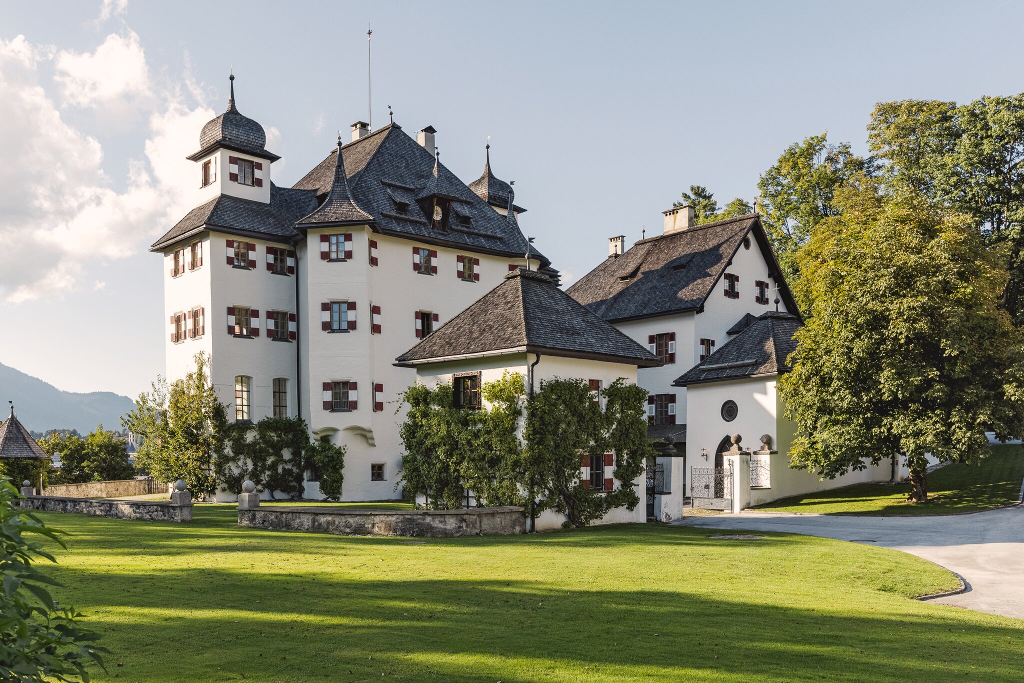 Elīna Garanča & Co.: Klassik in den Alpen künftig beim Schloss Kaps - Kitzbühel