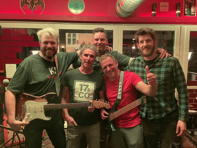 Alternativ-Rock Live-Konzert: The Hunting Doubts sind im Biero in Bodensdorf zu Gast - Feldkirchen