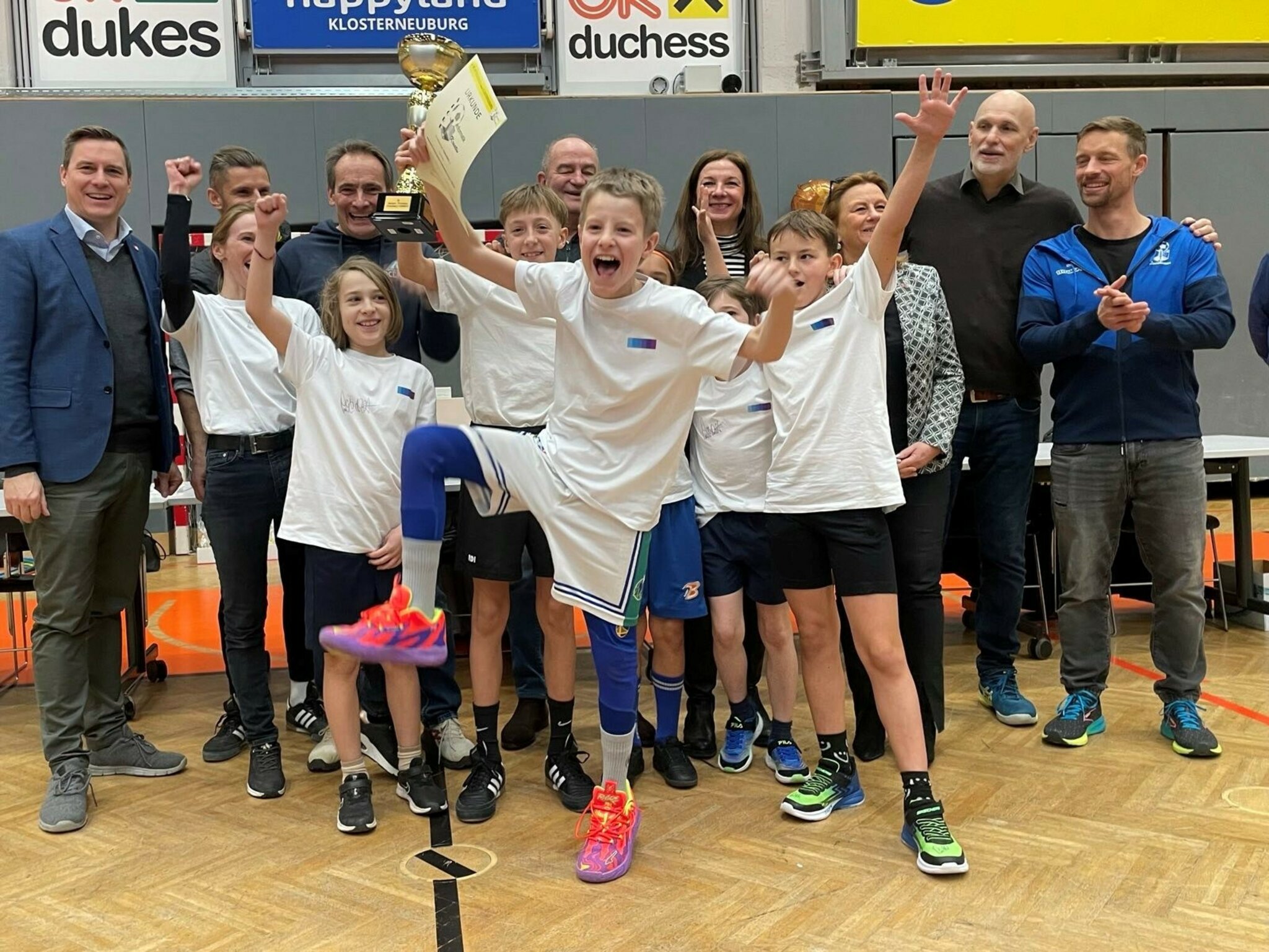 Fußball: Herbert Prohaska kam zu "seinem" Turnier nach Klosterneuburg ...