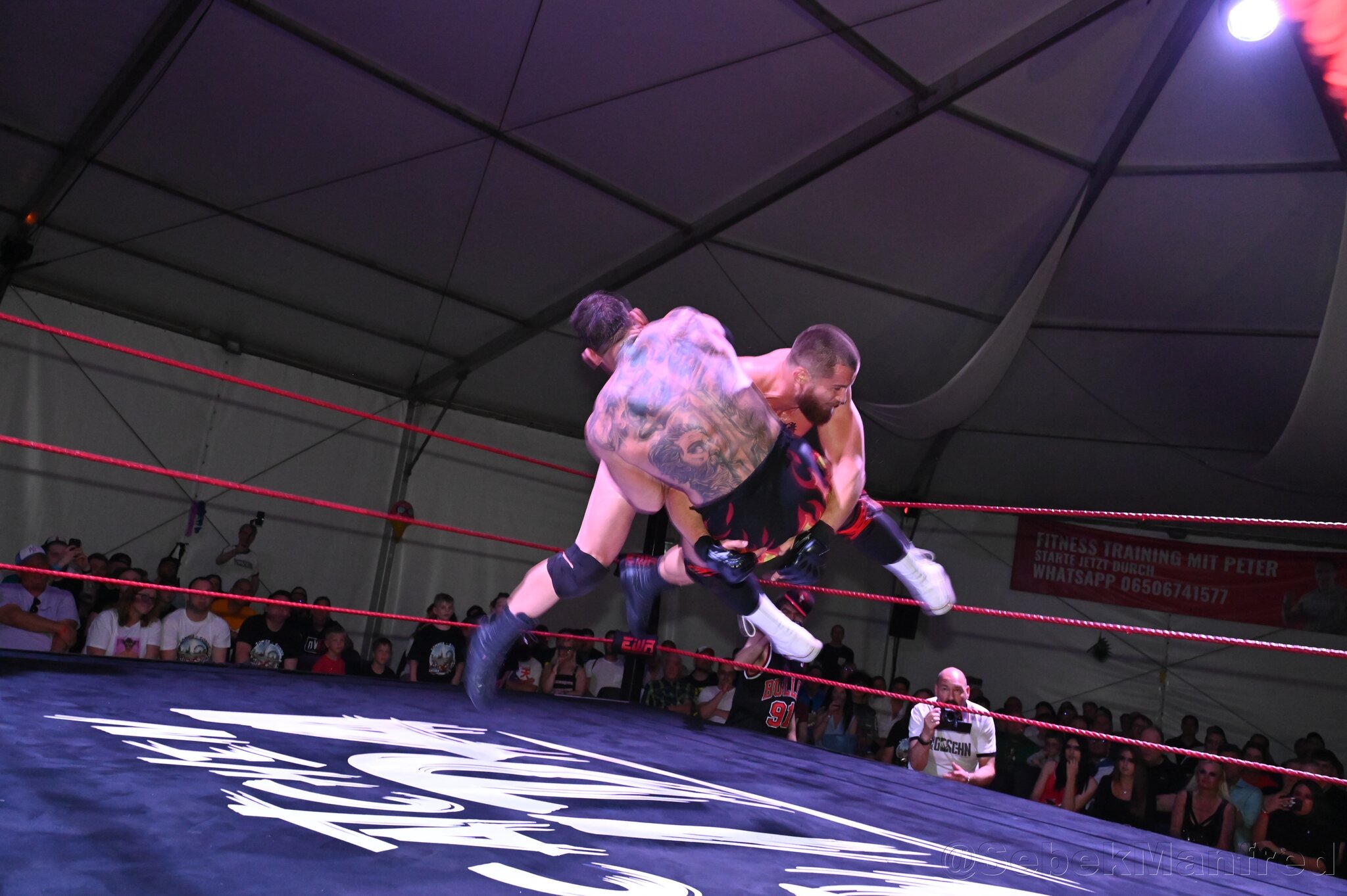 Wrestling: "Mexxberg" feiert mit 500. Kampf einen Wrestling-Meilenstein ...