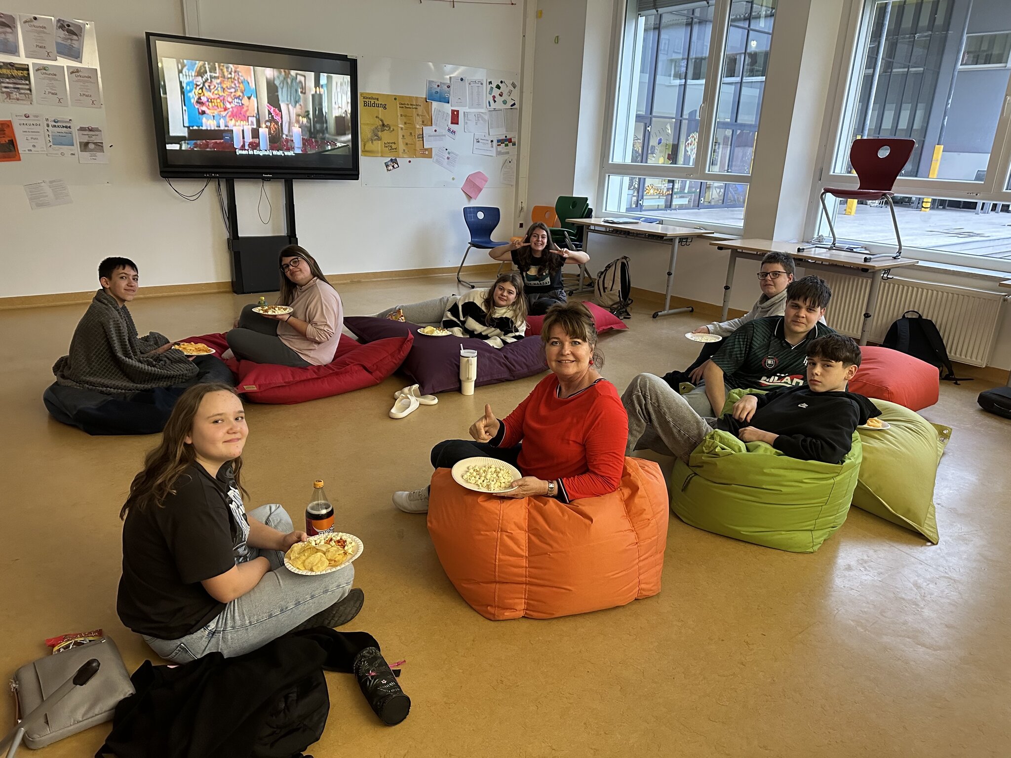 SMS Schubertviertel: Kino-Nachmittag im Wahlpflichtfach Sprachen - Enns