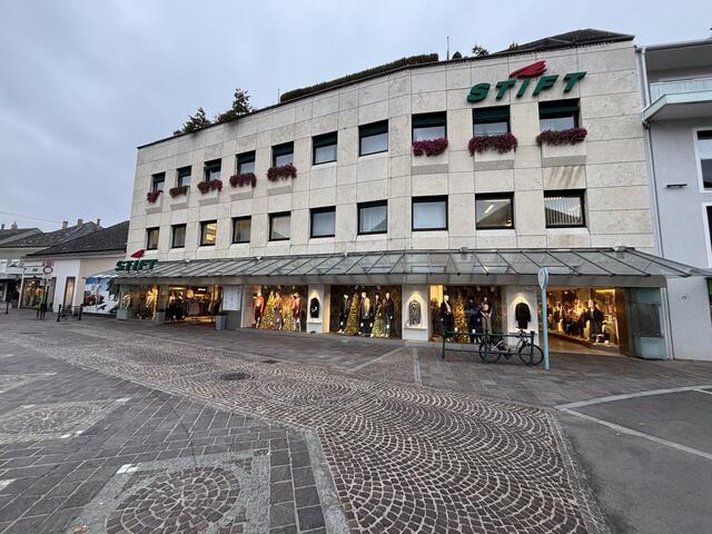 Stift Mode Tulln: Mode von Feucht über die Pläne der Stift Übernahme ...