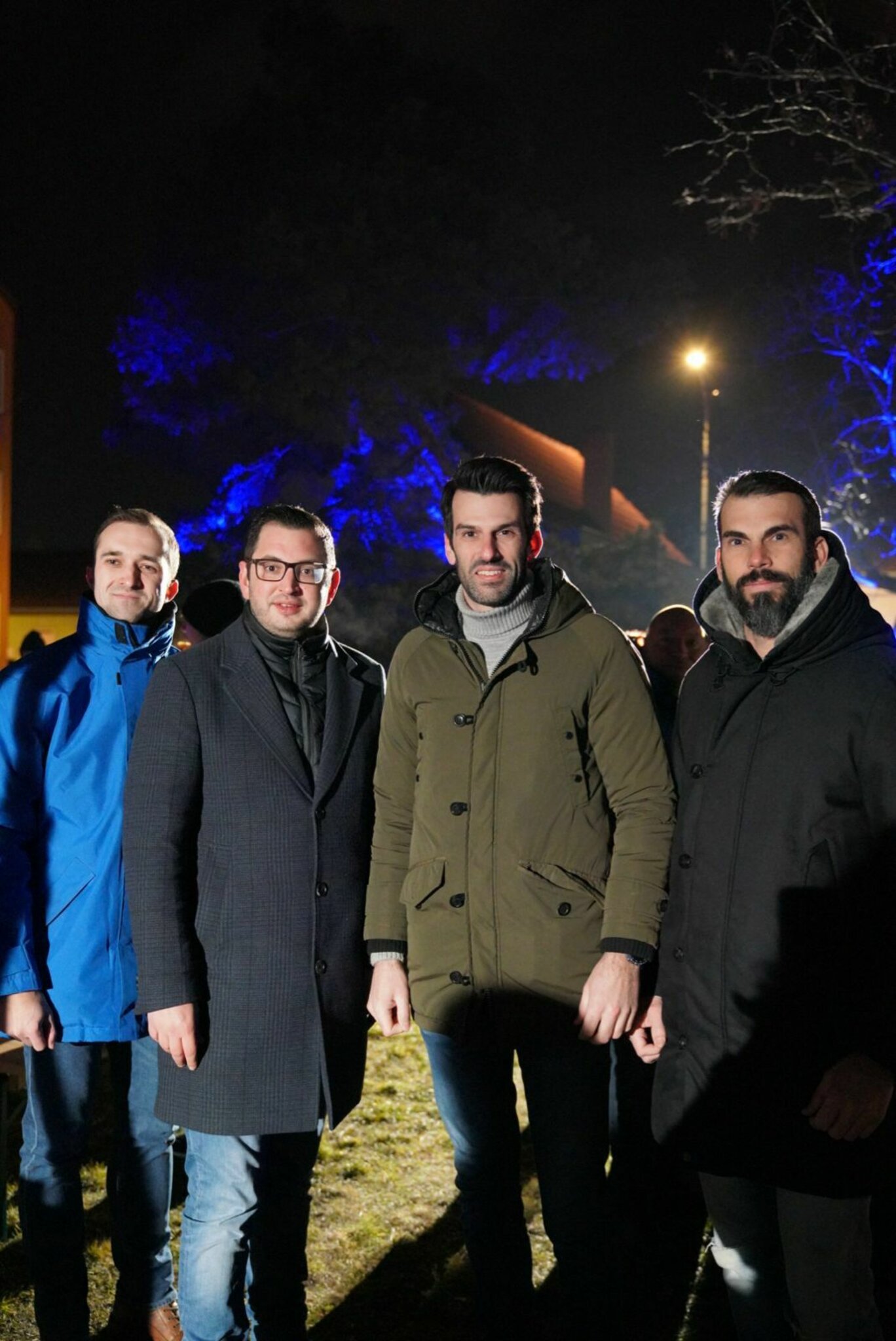 Udo Landbauer in seiner Heimatstadt: Heimattour der FPÖ ...