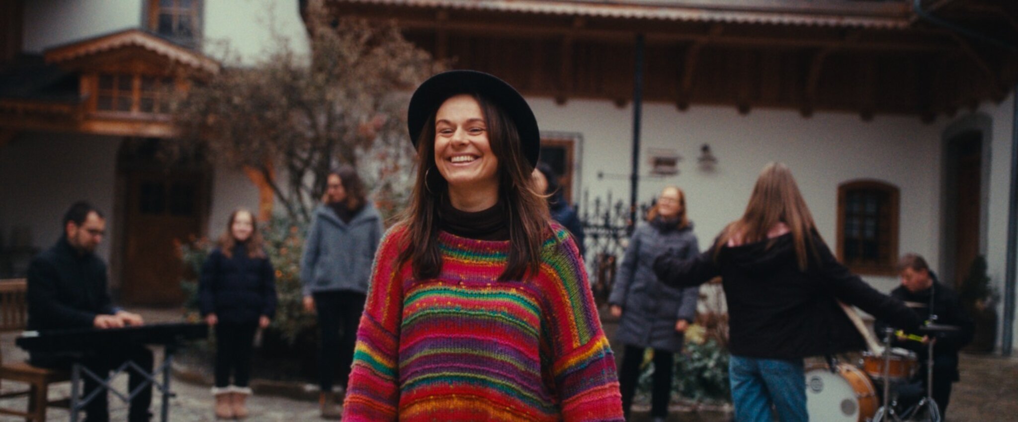 "Ois is in dir" von Sylina Pura: Neuer Song "Ois is in dir" von Sylina ...