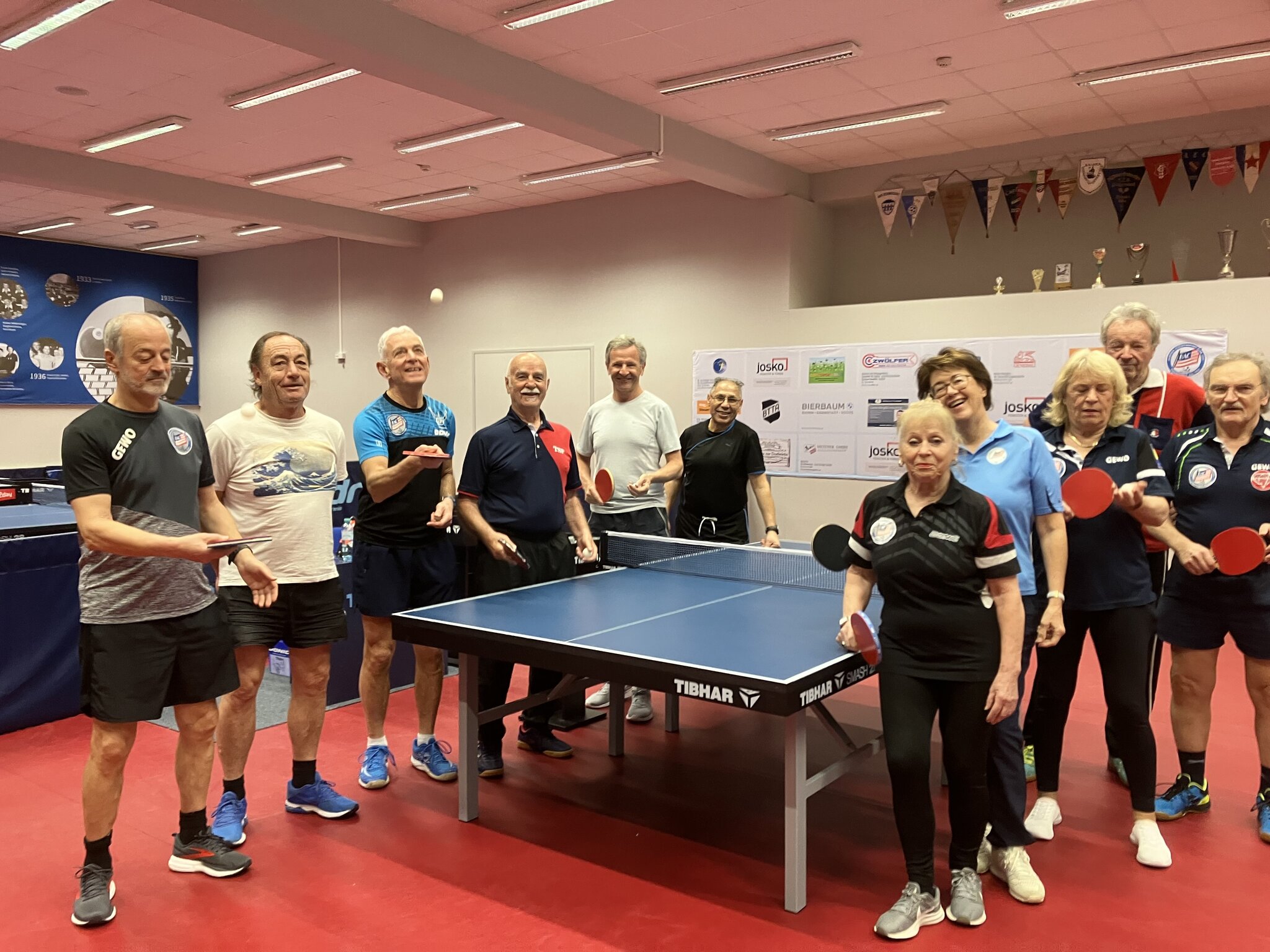 Mit 66 Jahren, Teil 9, Baden/26./27.2.: Was wir am Sport so lieben - Baden