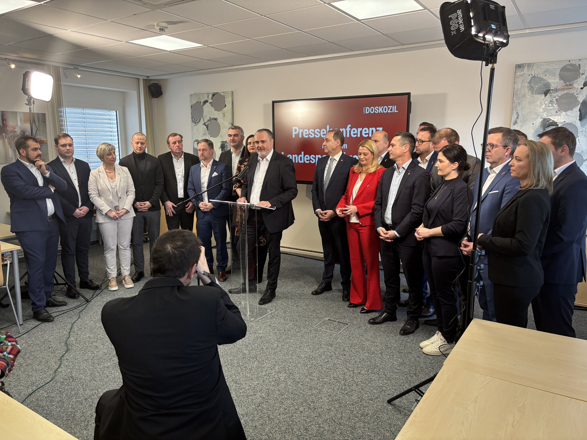 Rot-grüne Koalition: Haider-Wallner löst Astrid Eisenkopf im ...