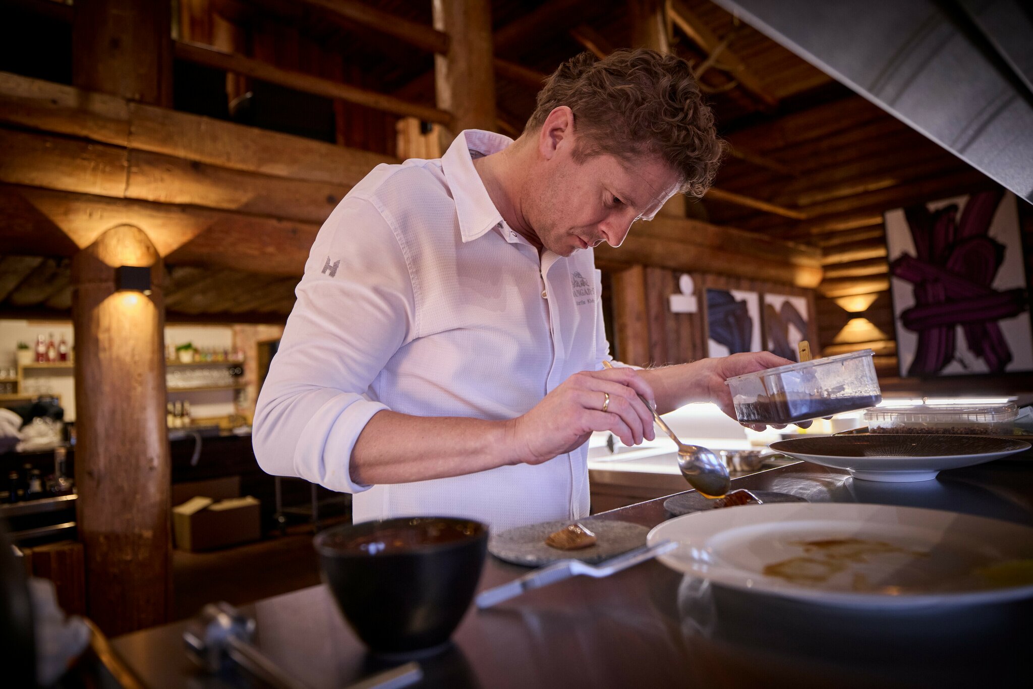 Neues Hangar-7-Pop-up: Ikarus-Restaurant nun am Fuße des Untersberges ...