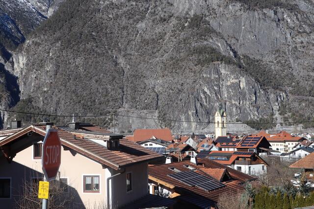 MeinBezirk vor Ort: Zams: Pulsierendes Wirtschaftszentrum im Oberland ...