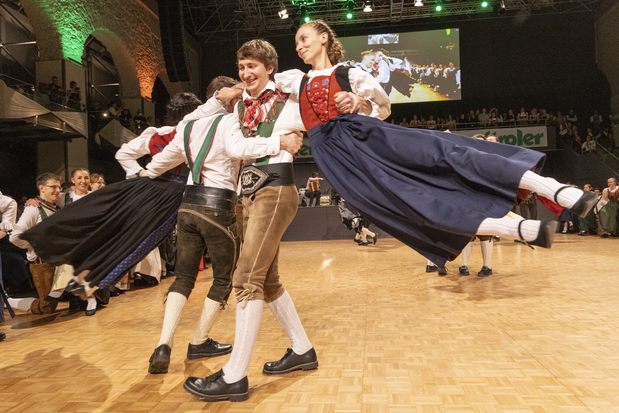 Fotogalerie, Video, Fotobox: Das war der Bauernbundball 2025 - Innsbruck