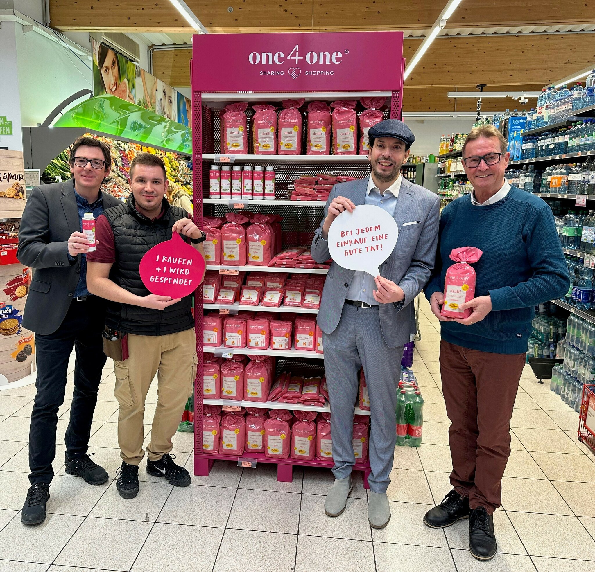 Neues One4One-Regal: Einkaufen und Helfen in Asten leicht gemacht - Enns