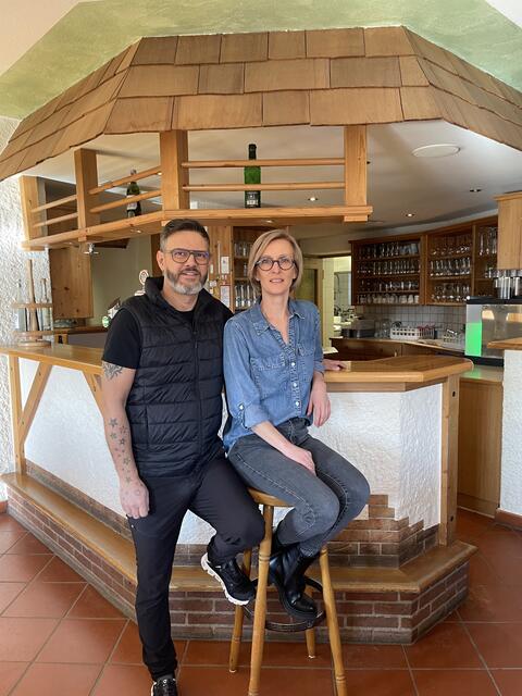 Evelyn und Mario Polz: Neue Wirtsleute in Erdleiten voller Vorfreude ...