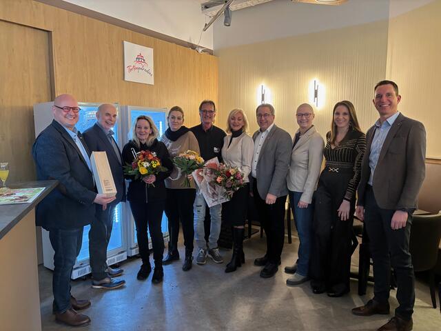 Mit Karlheinz Hojas: Partylocation "Rose Riverside" in Rosental ...