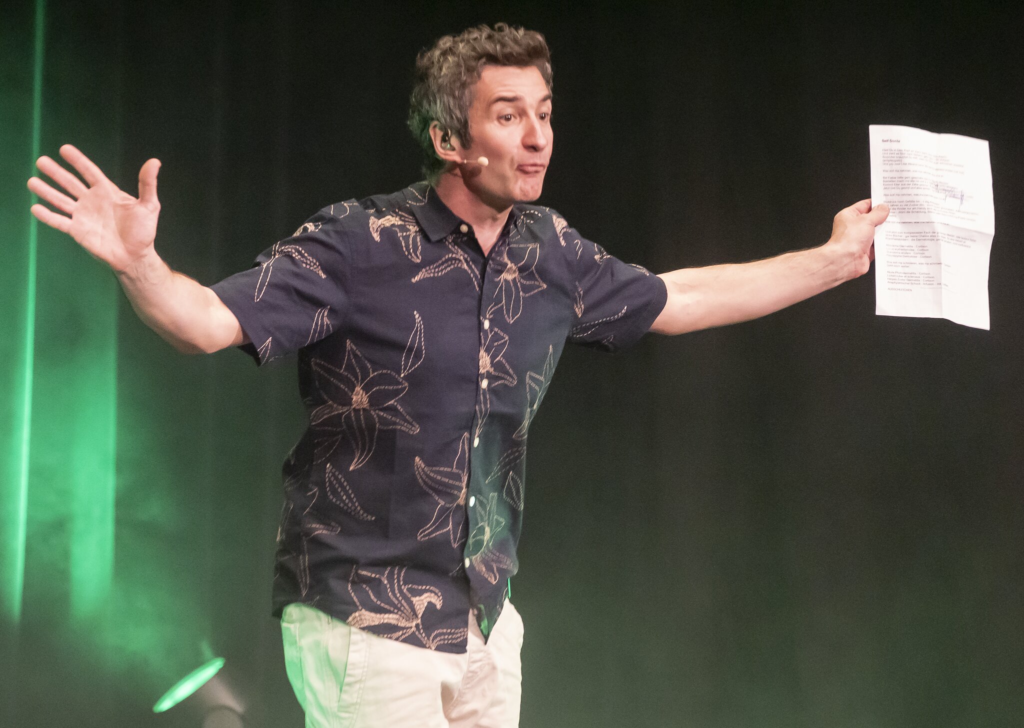 Kulturszene Kottingbrunn: Omar Sarsam sorgte mit „Stimmt“ für eine ...