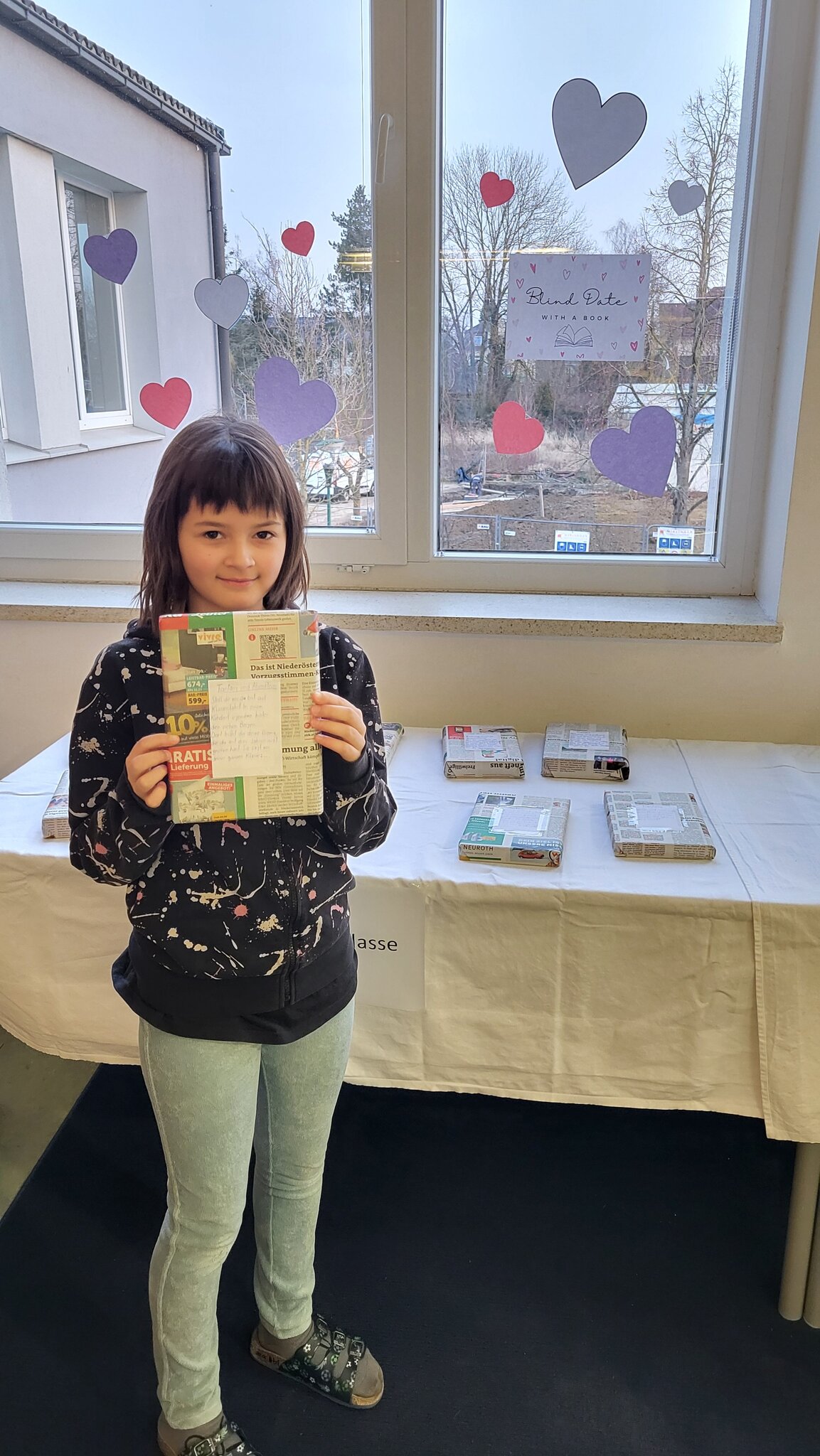 St. Valentin: Blind Date mit einem Buch an der SMS Schubertviertel - Enns