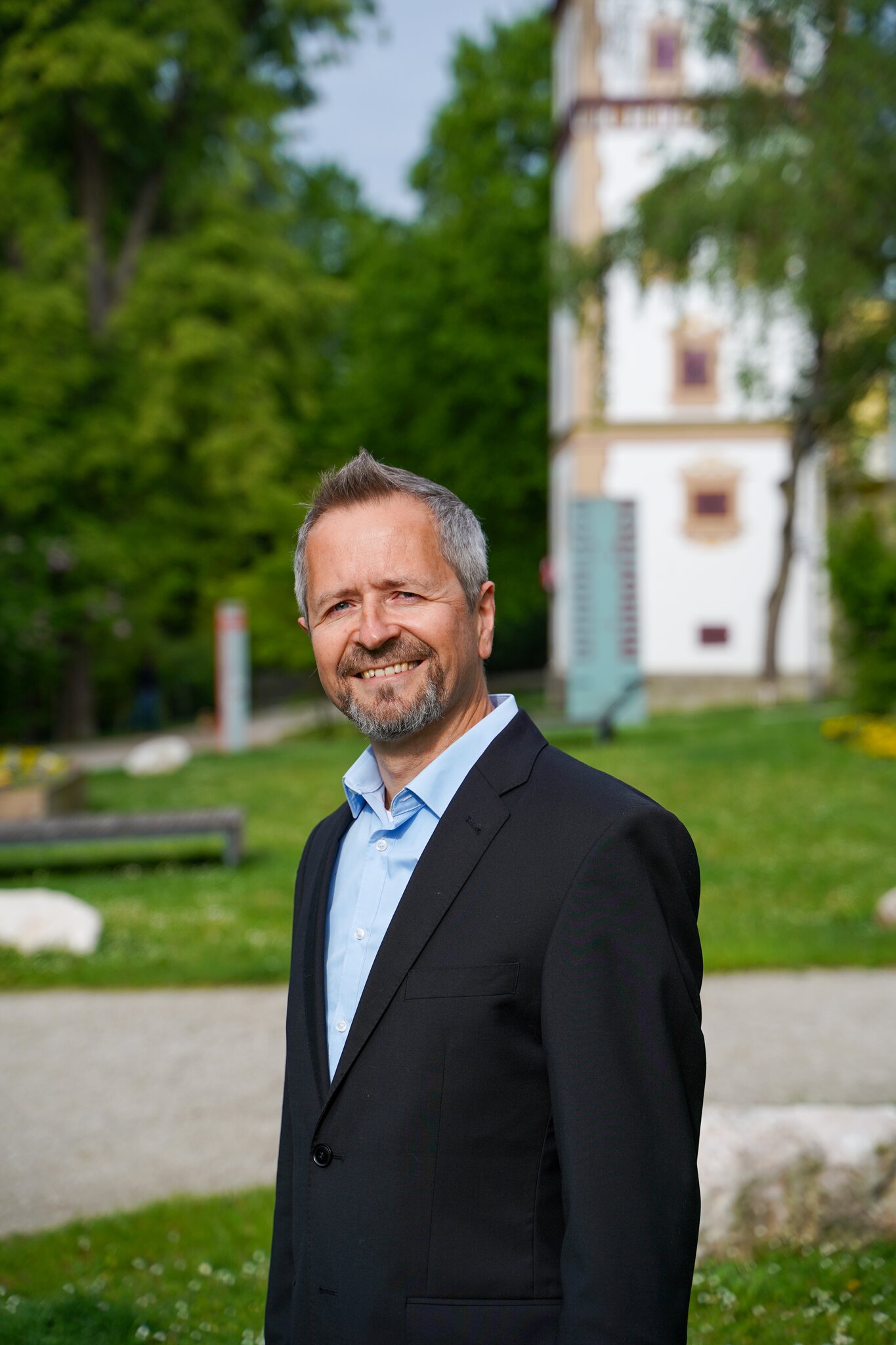 Von der Rockbar in den Welser Gemeinderat: Ex Fred-Sega-Chef Markus ...