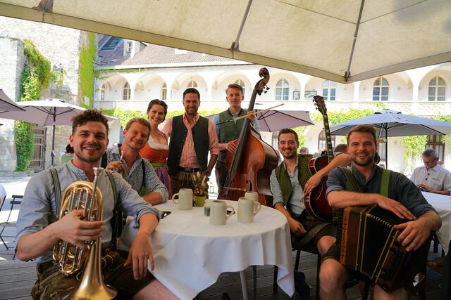 Musikantenstammtisch: Servus TV zeigt Waidhofens junge Musikanten ...